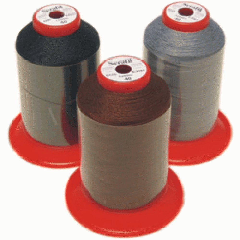 Polyester lanka Serafil 40/3 1200 rulla. Myyntierä 1 rll